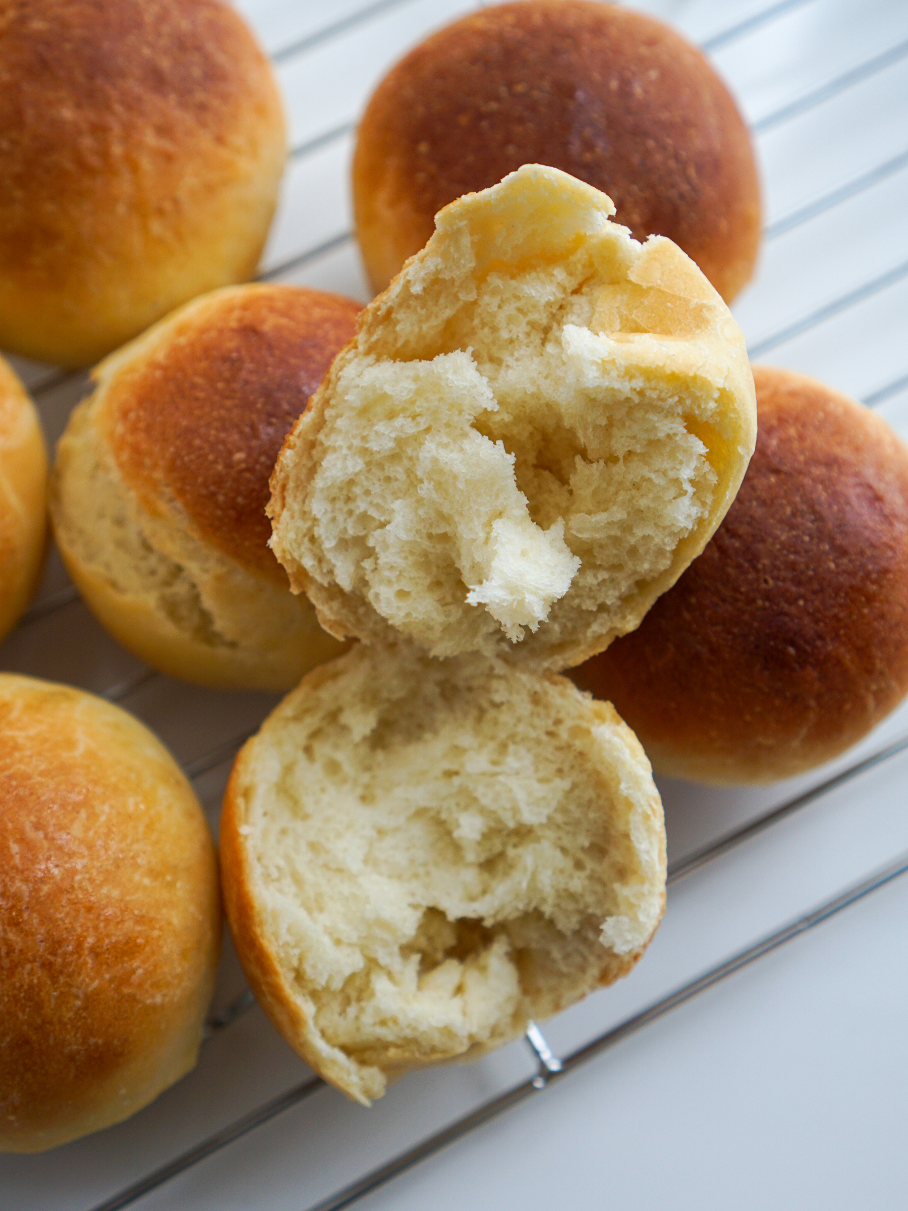 Soft and Fluffy Honey Buns - PURPLECHIVES